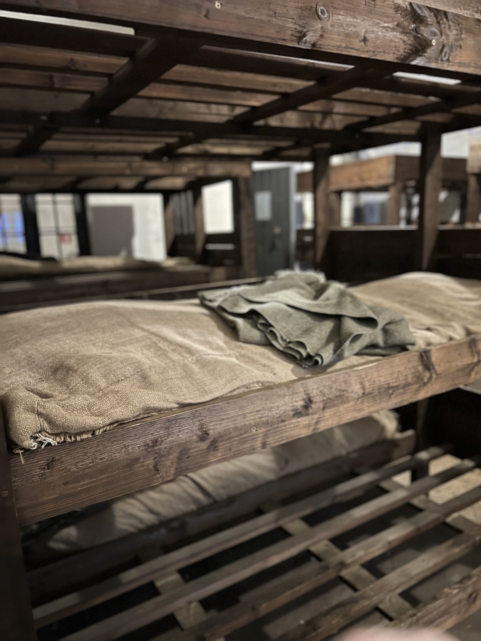 Visita ao Forte Breendonk: Um mergulho na história sombria da Segunda ...